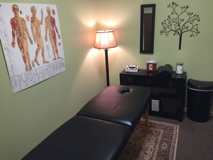 Acupuncture Therapy in Lakeville - Interstate Chiropractic - Lakeville MN